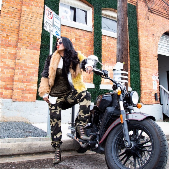 Stylenanda | Jackets & Coats | Stylenanda Camel Black Gold Faux Fur ...